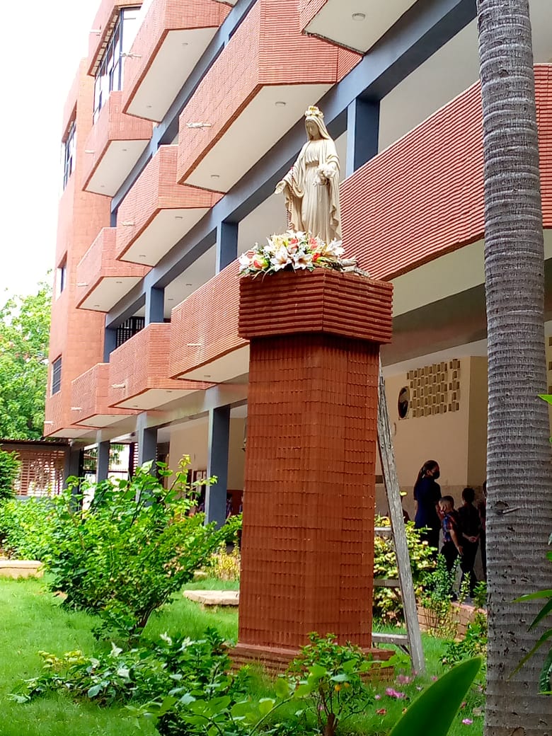 Ust Educ Logo Athletic scholarships stay until end of the year—UST ...